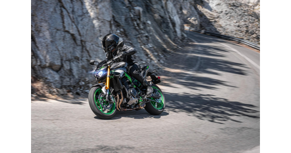 Купить Мотоцикл KAWASAKI Z900 SE (Metallic Matte Graphite Gray / Ebony ...