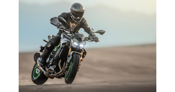 Купить Мотоцикл KAWASAKI Z900 SE (Metallic Matte Graphite Gray / Ebony ...