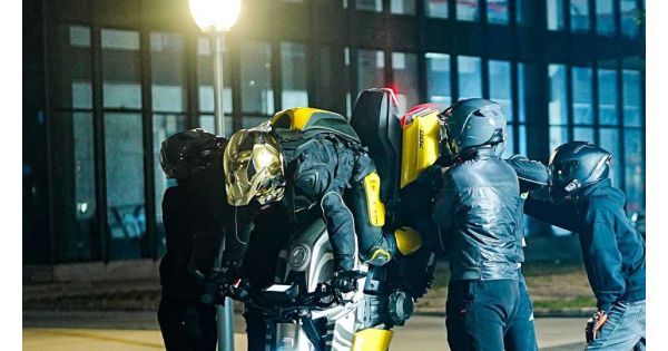 Купить Круизер BENDA LFS 700 ABS (BD-LFS700) (BLACK) 2025 - цена 600000 ₽ в Москве - в наличии.