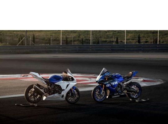 Купить Мотоцикл YAMAHA R1 GYTR (Blue - White) 2024 по цене дилера в Москве