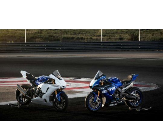 Купить Мотоцикл YAMAHA R1 GYTR (Blue - White) 2024 по цене дилера в Москве